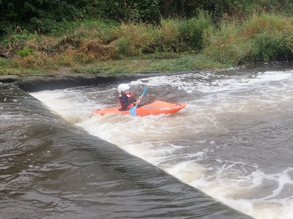 Junior Club trip to Chester Weir - Liverpool Canoe Club