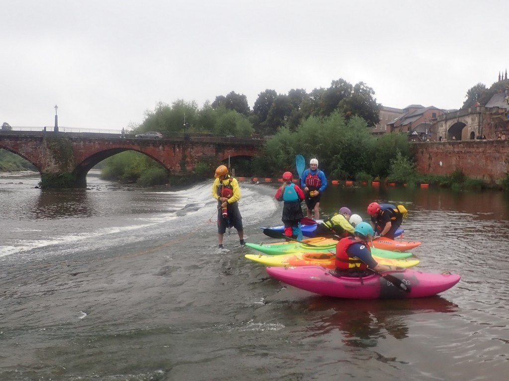 Junior Club trip to Chester Weir - Liverpool Canoe Club