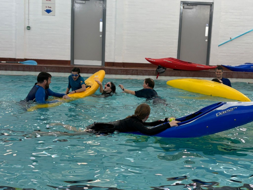 Junior Pool Sessions - Liverpool Canoe Club